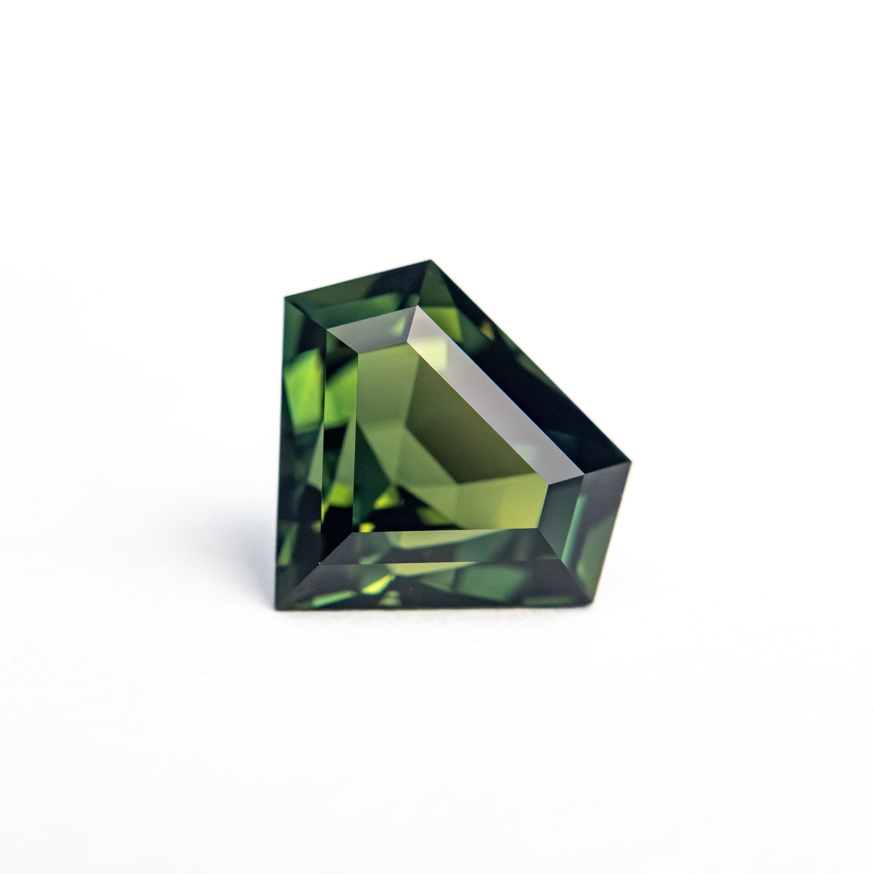 1.85ct 7.01x8.56x4.88mm Shield Step Cut Sapphire 26725-01 – Emily ...